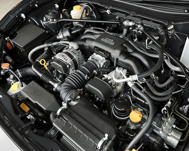 Engine Bay Detail - Cutting Edge Correction